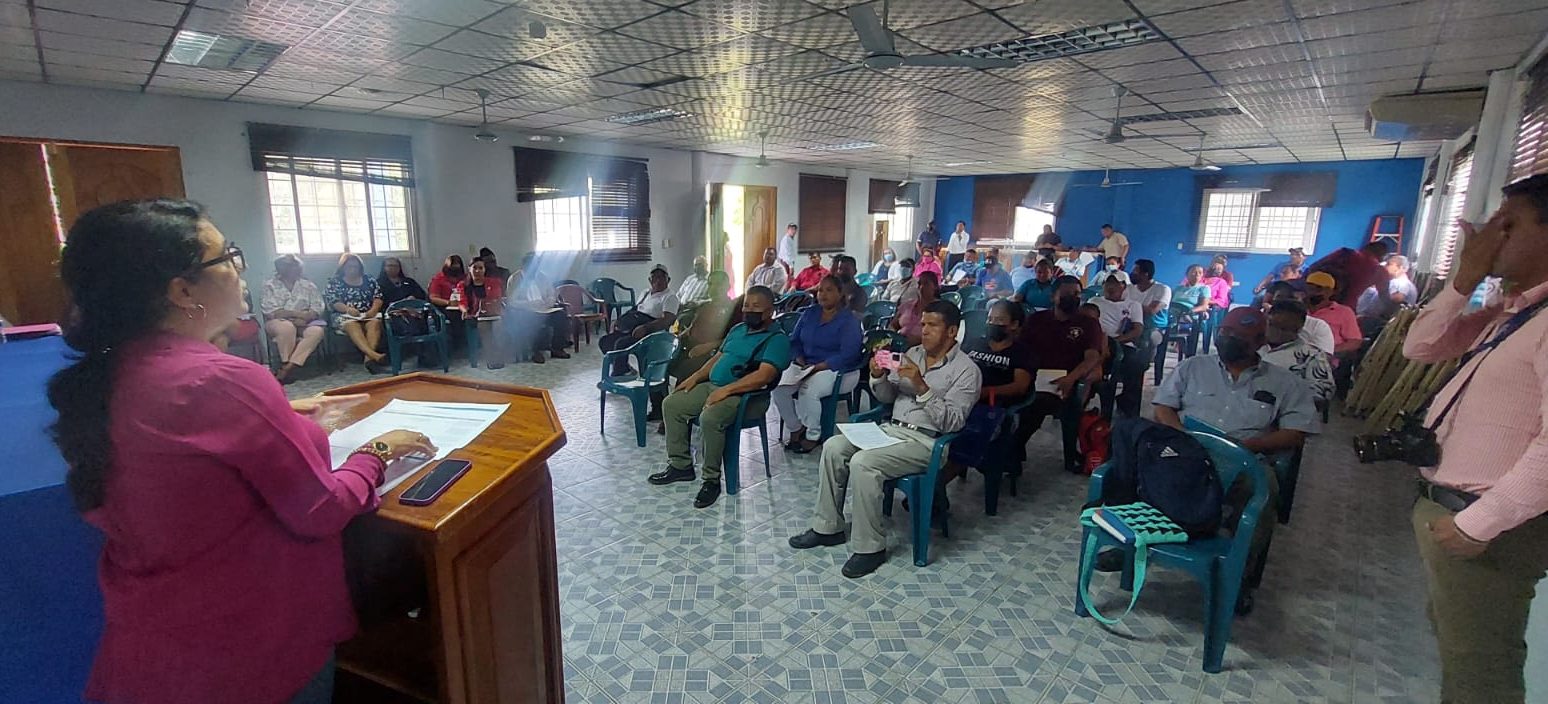 FECE, infraestructuras, administrativos y otros temas trata Meduca con ...