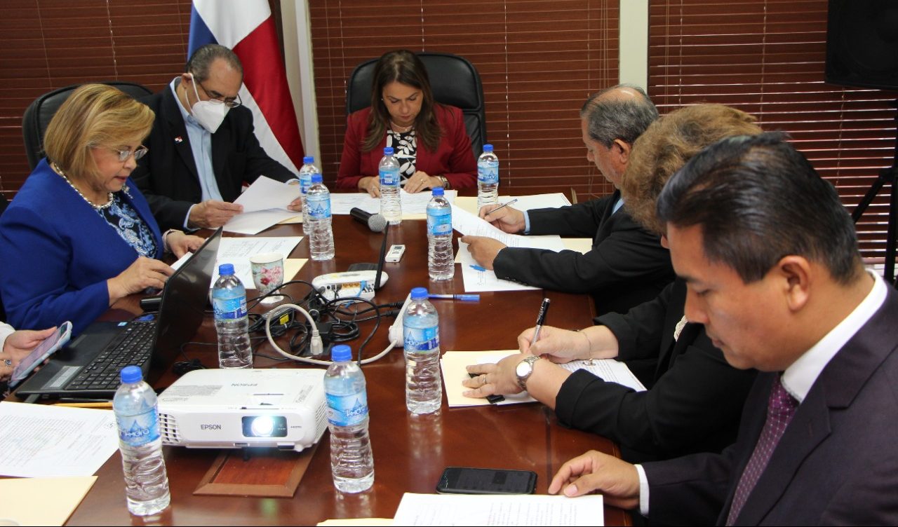 Panamá tiene 19 universidades reacreditadas por el Coneaupa ...