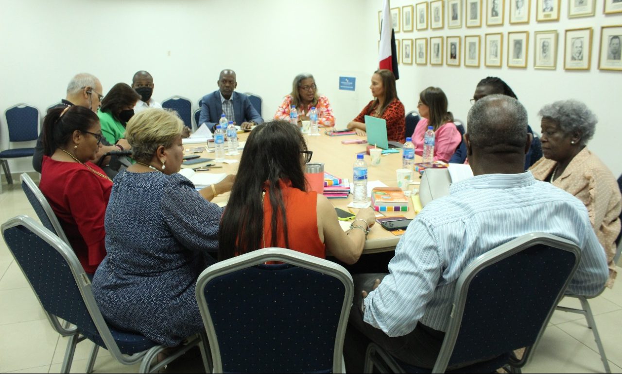 Avanza proyecto que incluye la historia, la cultura y los aportes de ...