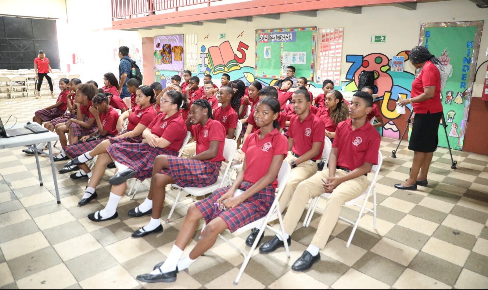 Jóvenes del corregimiento de Curundú se capacitan en el manejo ...