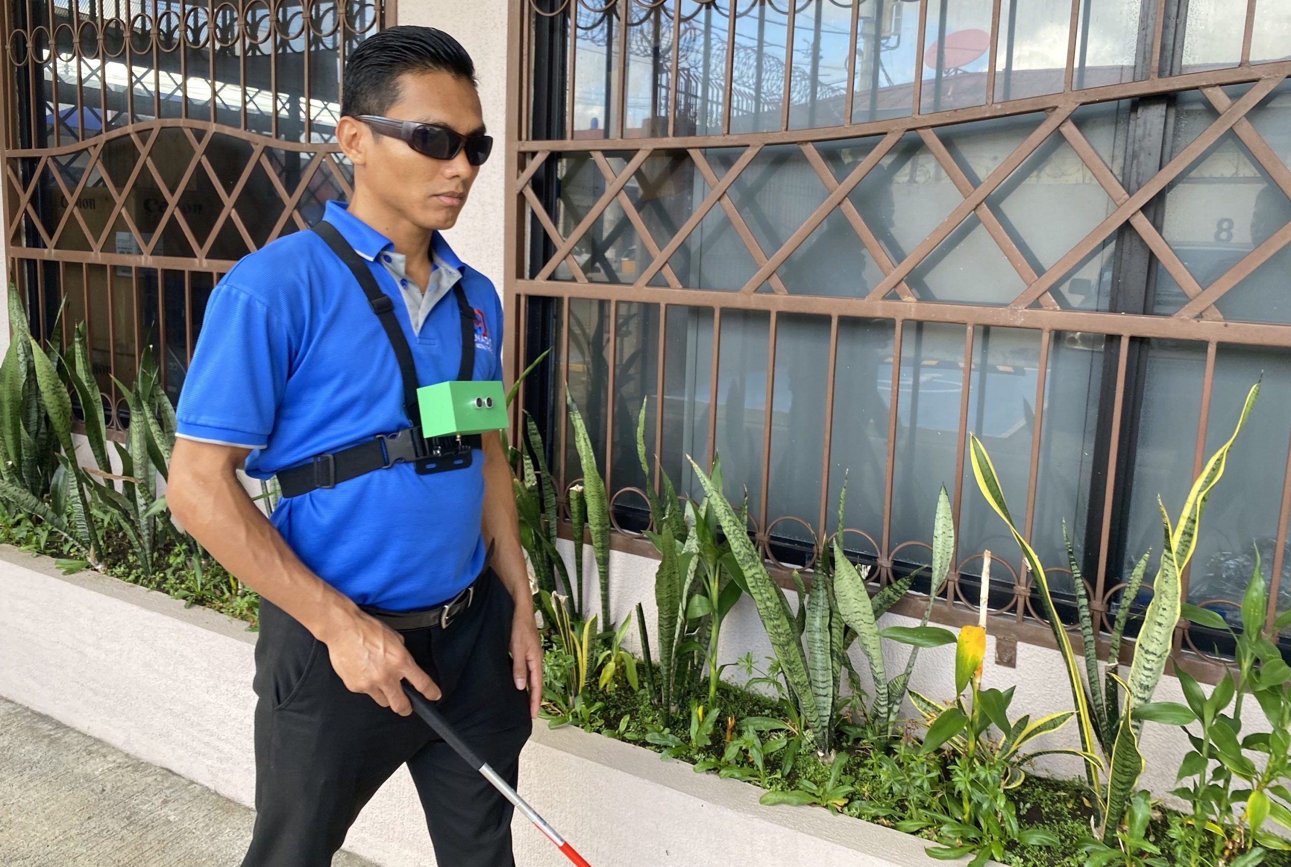 Estudiante de la UTP presenta dispositivo para personas con ...