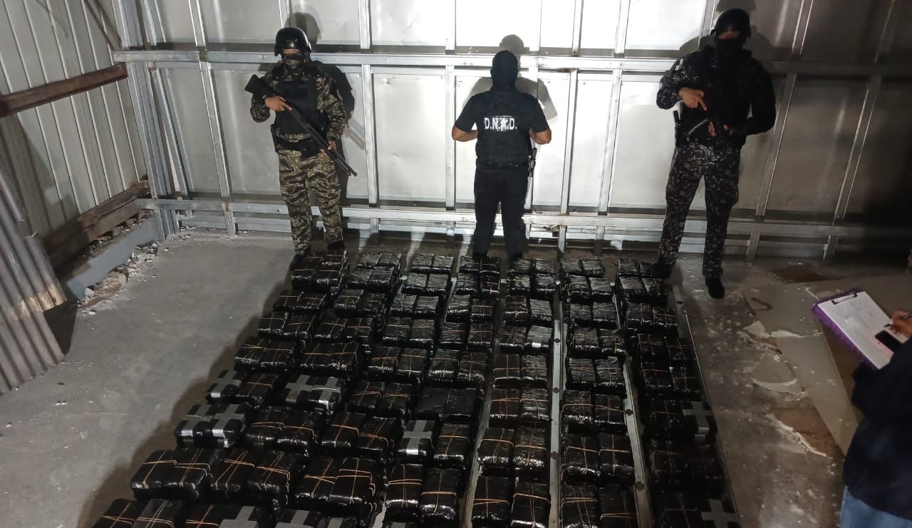 Policía Decomisa Más De 5 Mil Paquetes De Droga Dentro De Cargas